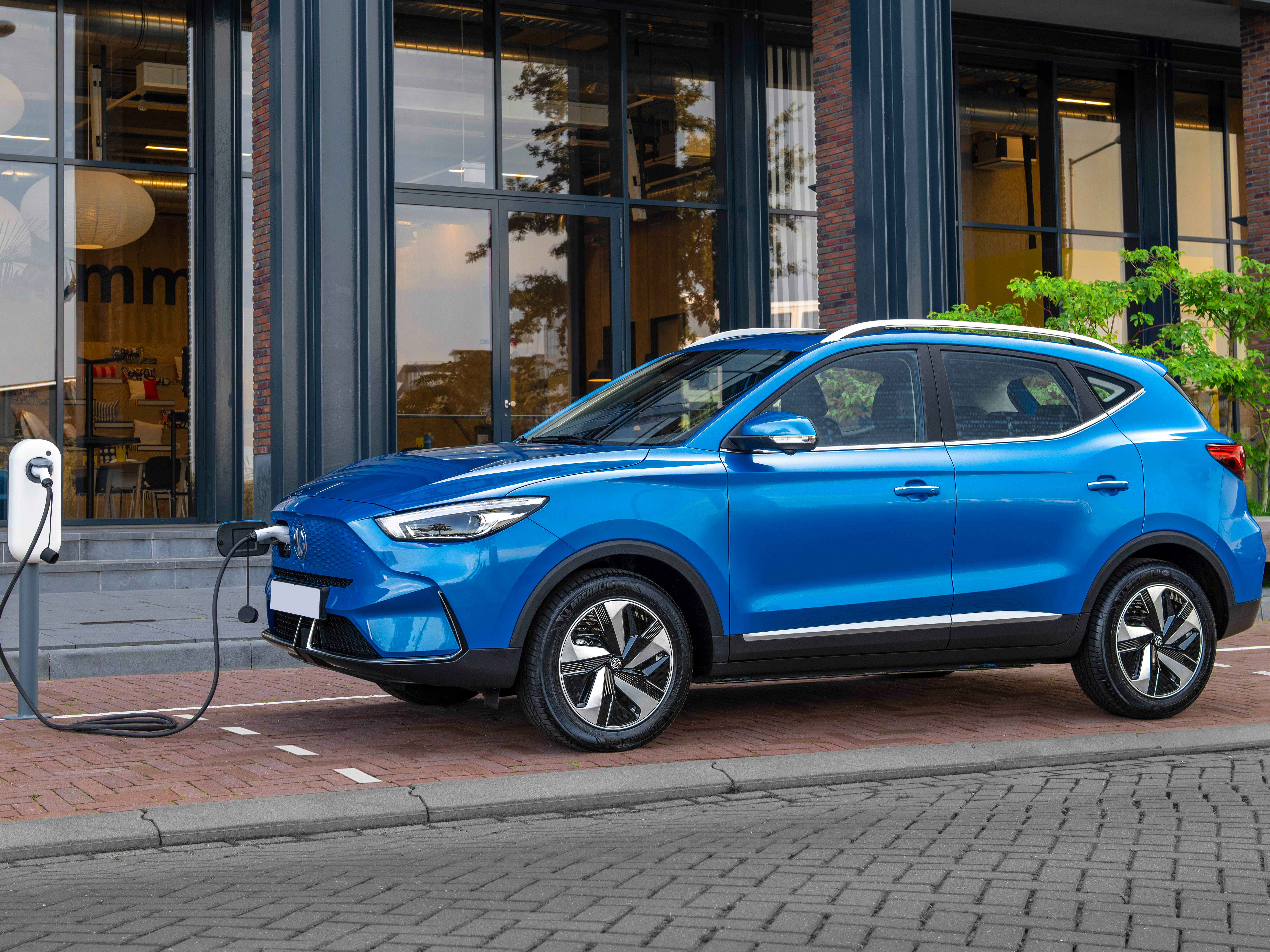 Mg zs ev buy store