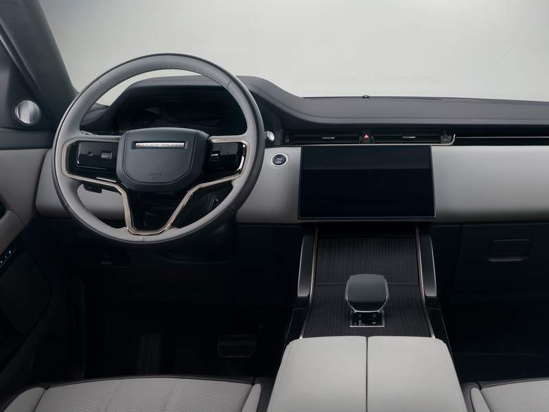 Nuevo Land Rover Range Rover Evoque en Adventure Center, concesionario ...