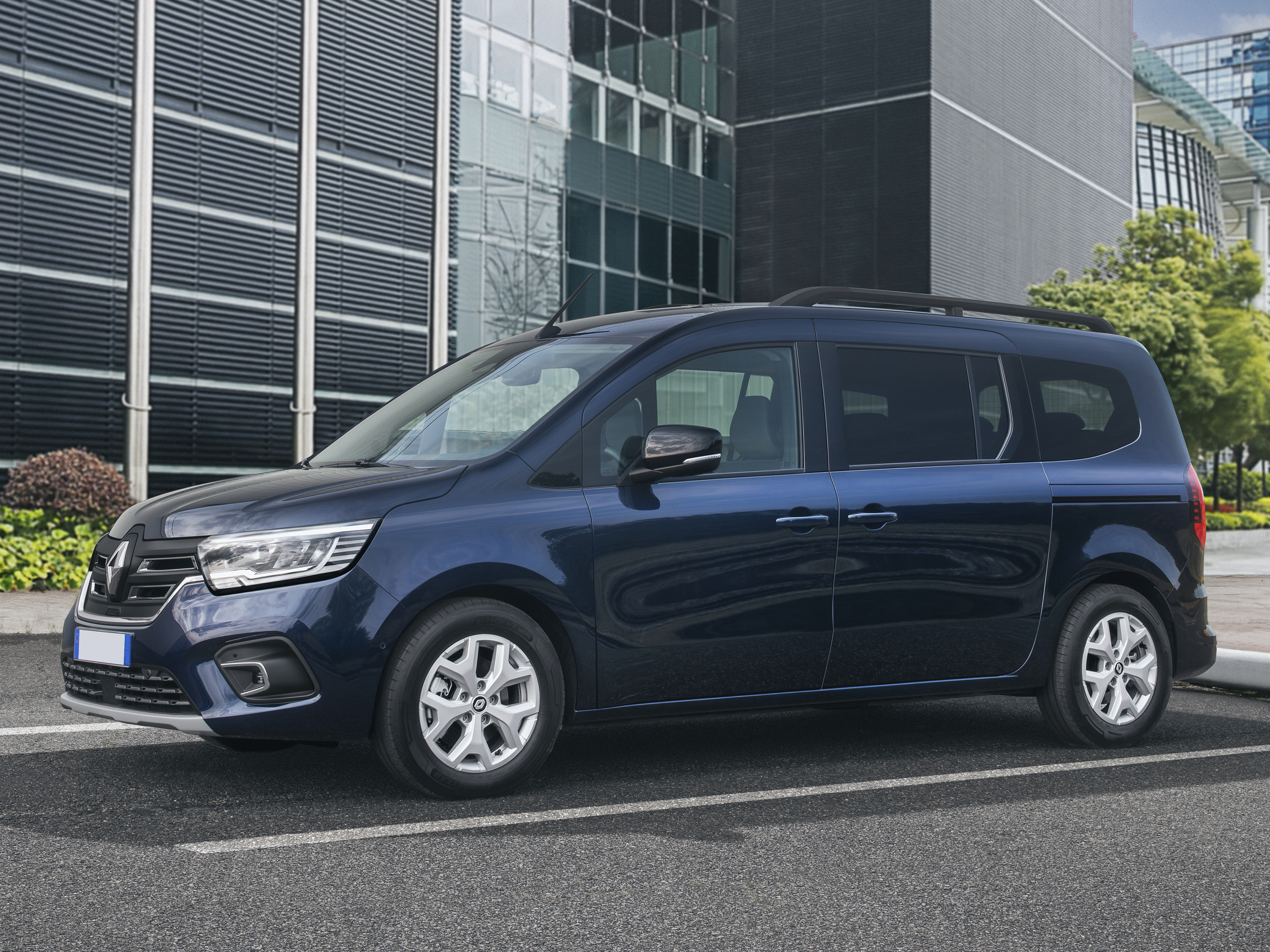 Groupe AG automobiles, concessionnaire officiel Renault, configurez ...