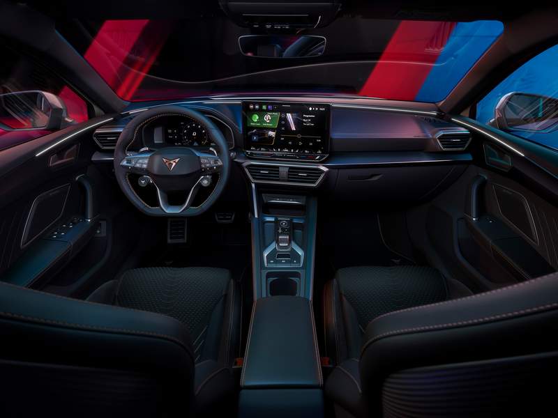 Noleggio Lungo Termine CUPRA Leon 1.5 TSI Edge Aziende