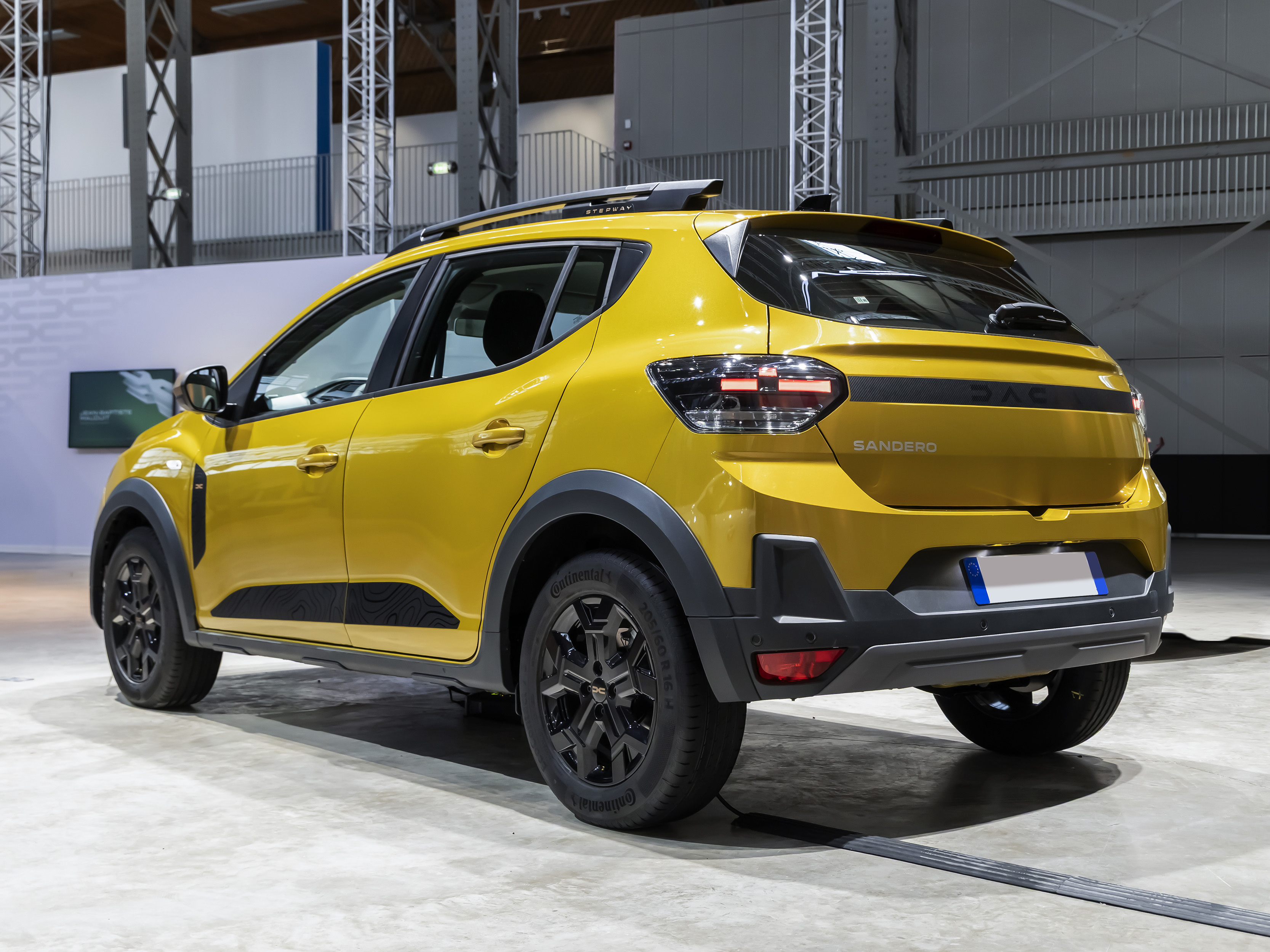 Dacia Nuova Sandero Stepway | Zeus Mobility Hub