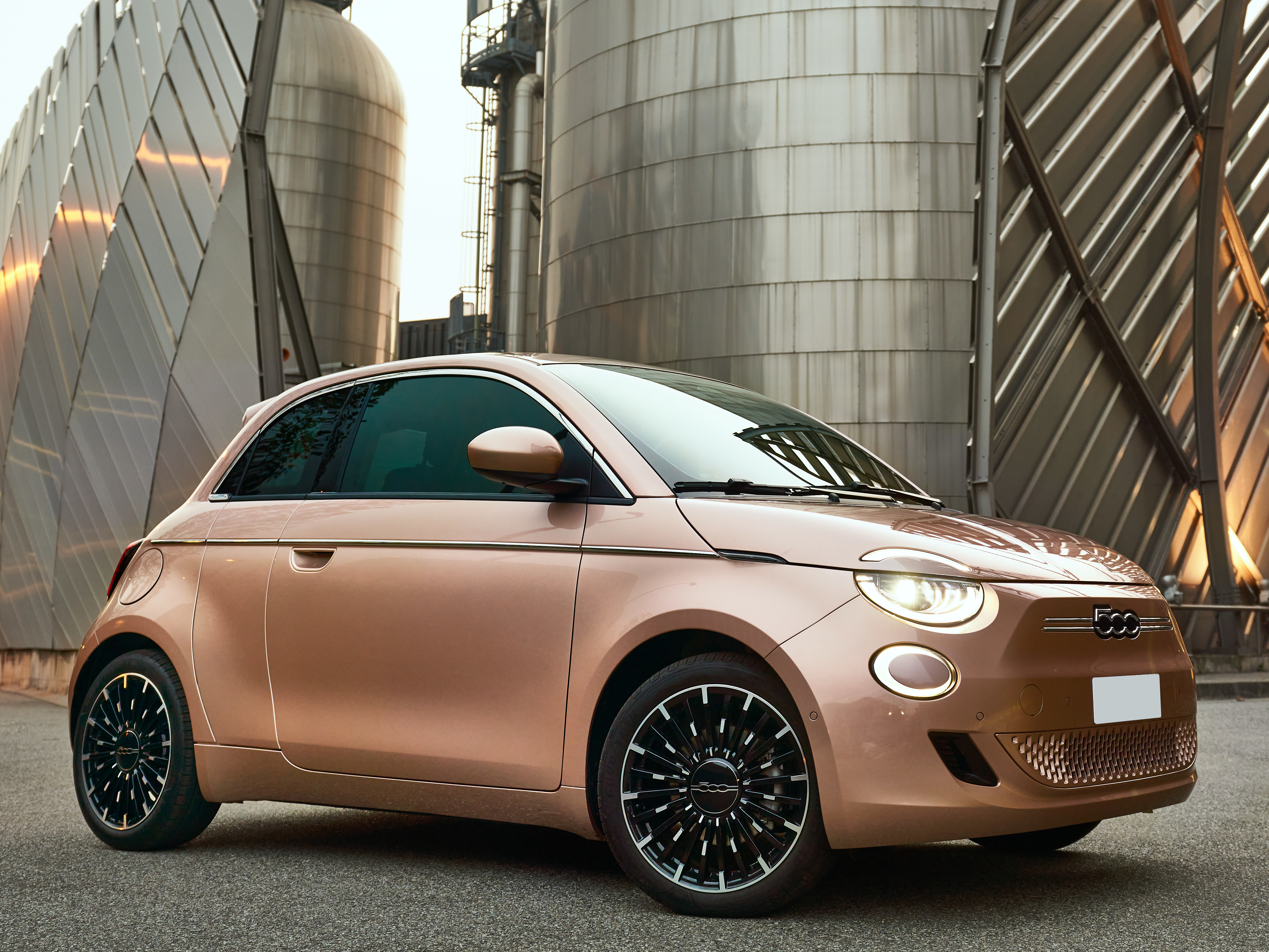 Fiat 500 electric hatchback store