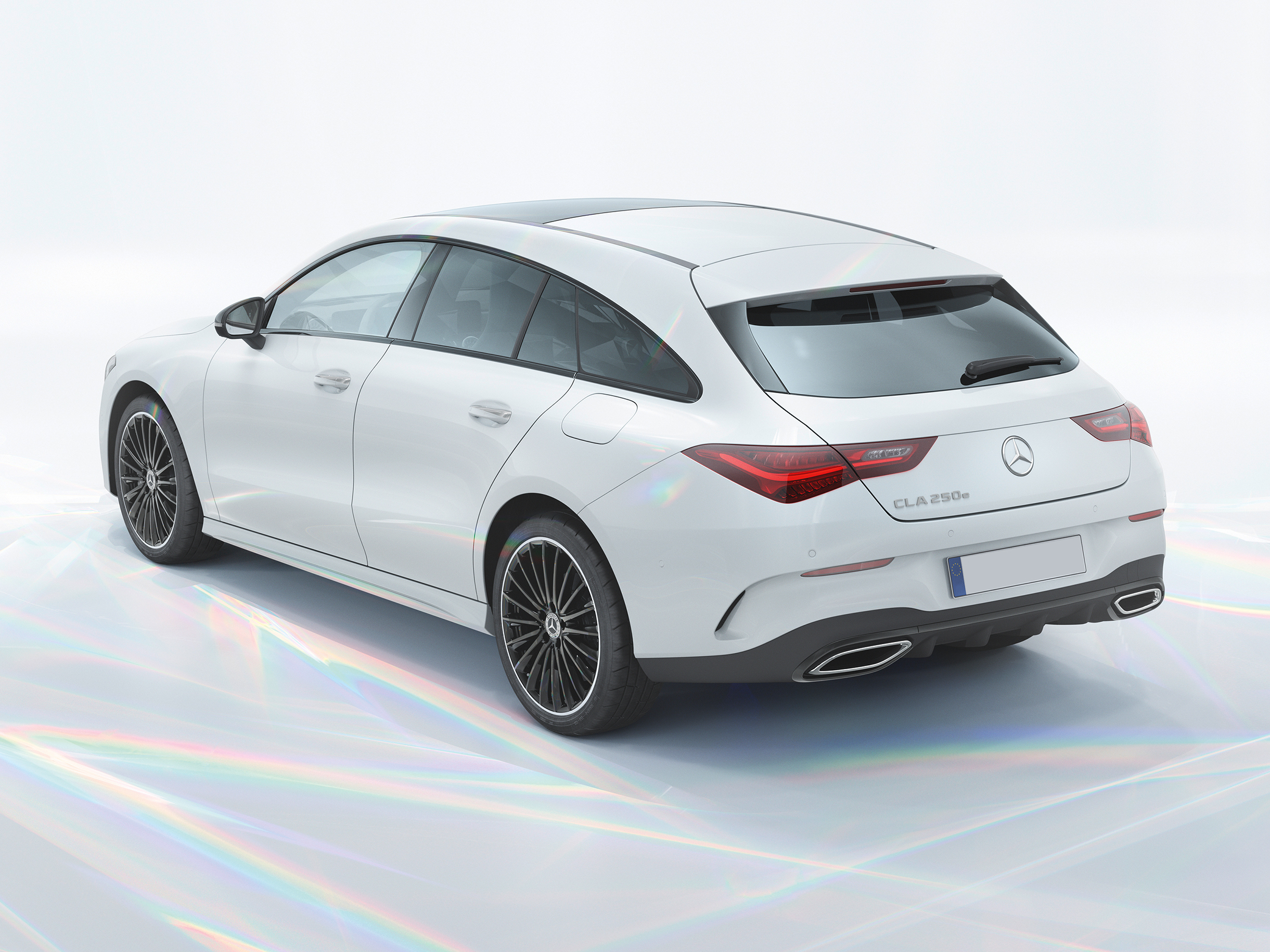 Mercedes Benz Nuova CLA Shooting Brake novita su Autolaghi concessionaria ufficiale Mercedes Benz offerte promozioni e configuratore auto
