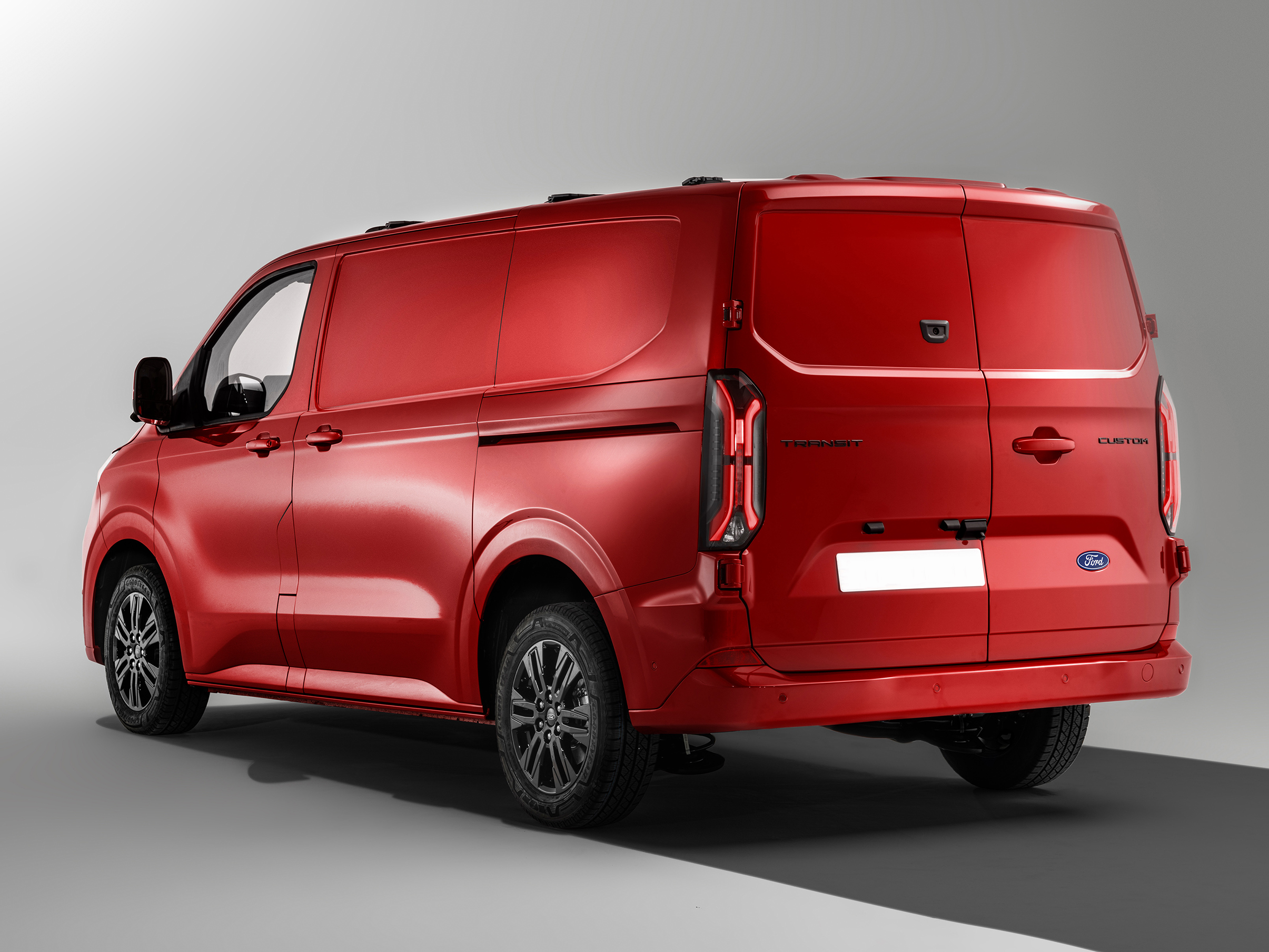 Ford Nuovo Transit Custom nuovo su Area Mobility , concessionario ...