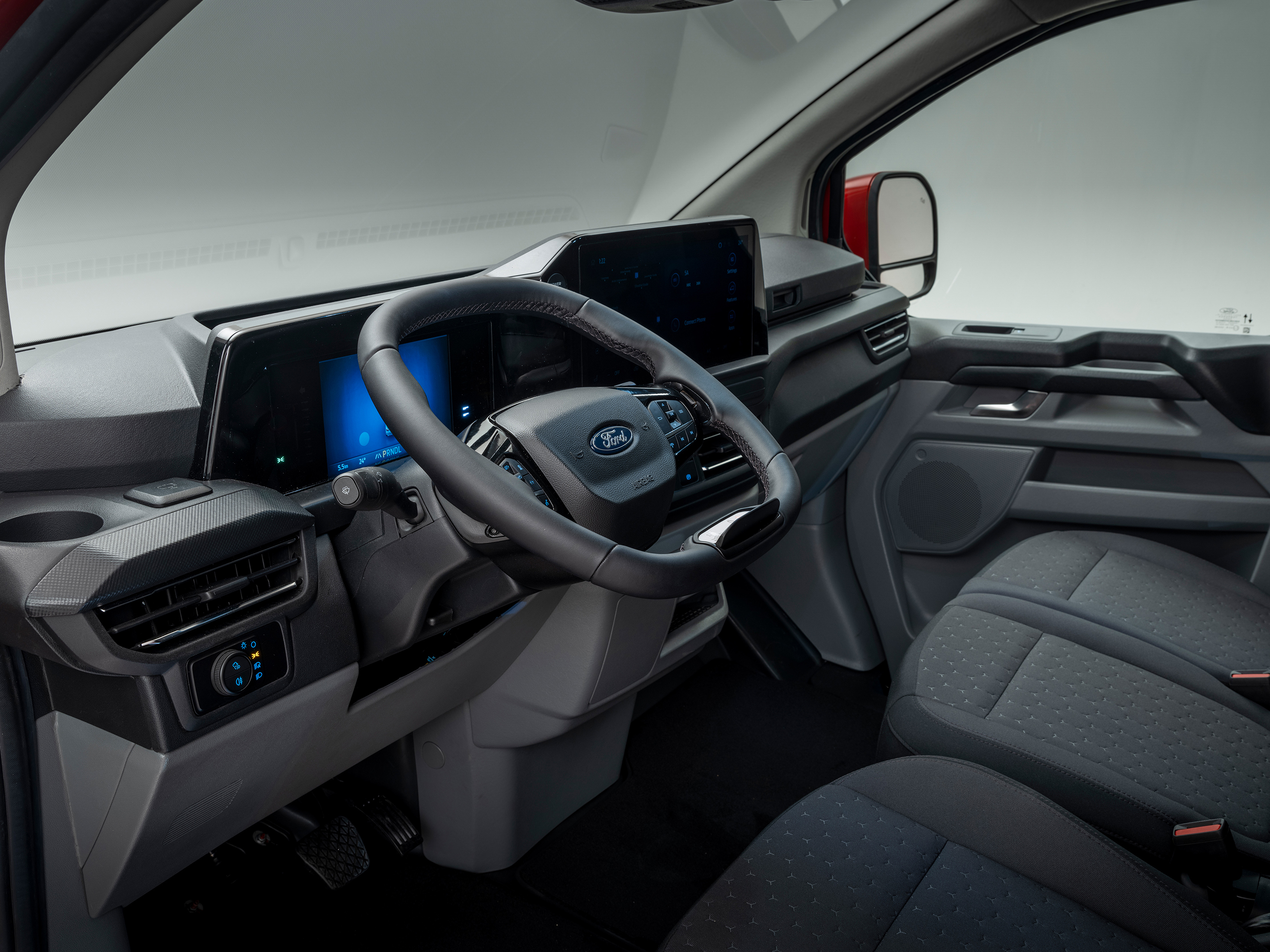 Ford Nuovo Transit Custom nuovo su Area Mobility , concessionario ...